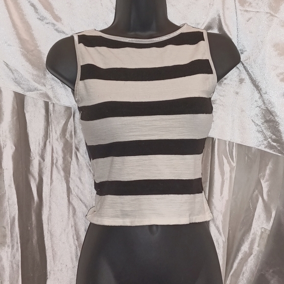 Tops | Bw Striped Stretch Crop Tank Top Muscle Shirt Sm | Poshmark